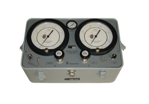 Portable Pressure Calibrator Model 3750 | King Nutronics