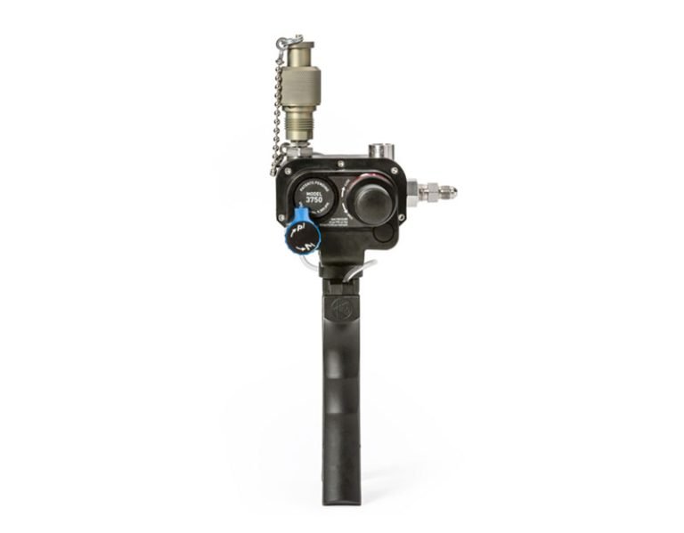 Portable Pressure Calibrator Model 3750 | King Nutronics